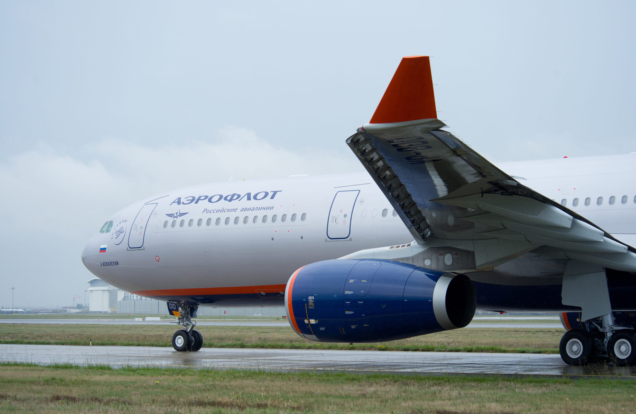 Russia's Aeroflot Skirts Western Sanctions By Sending Airbus A330 Plane ...