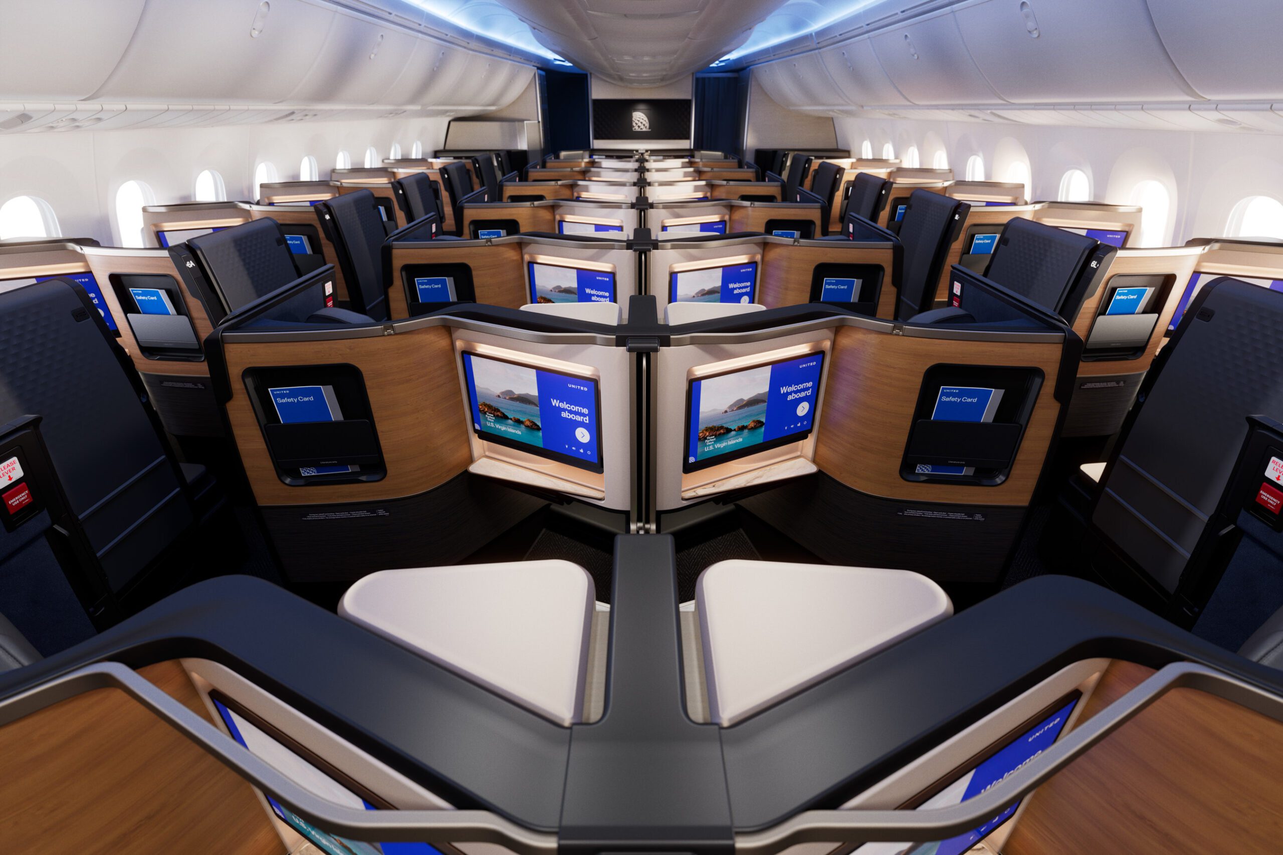 United Airlines Eagerly Awaits Its First Boeing 787 Dreamliner With ...